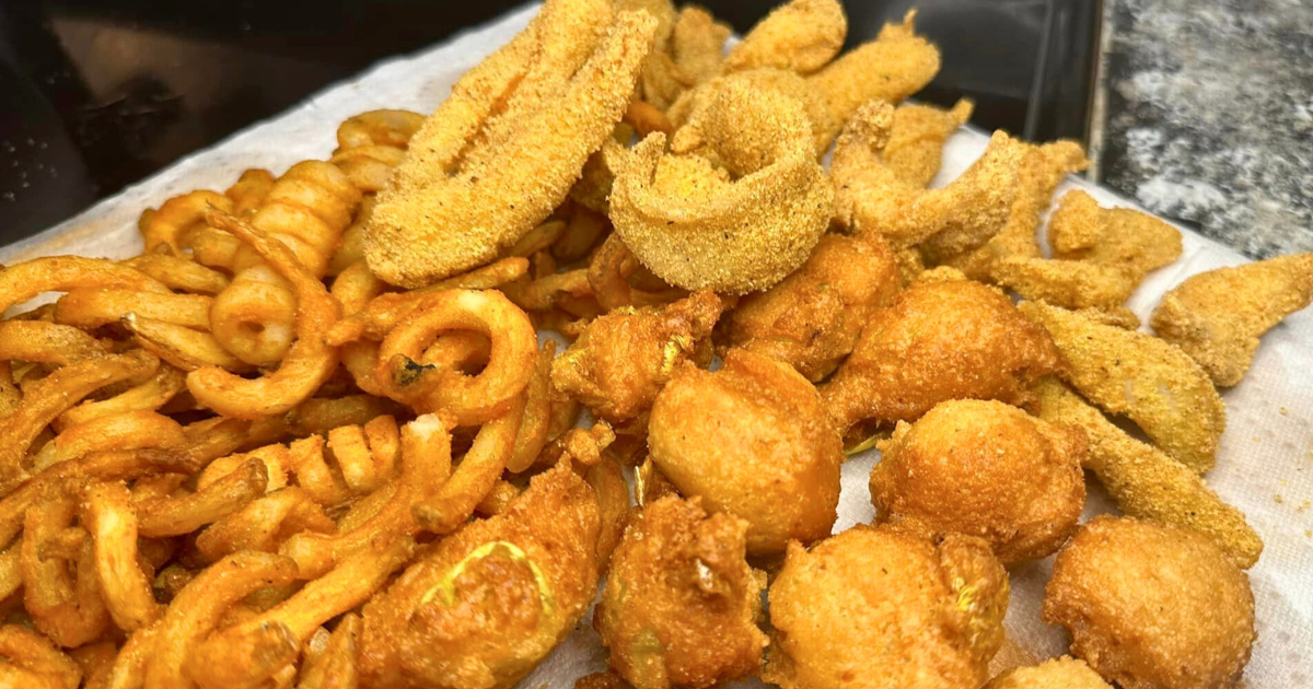 Louisiana Crispy Fried Fish (Cajun Recipe) - Jessie's