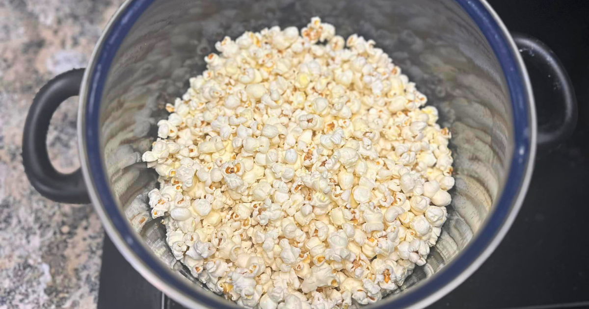 Easy Gooey Caramel Popcorn Balls Recipe - Jessie's